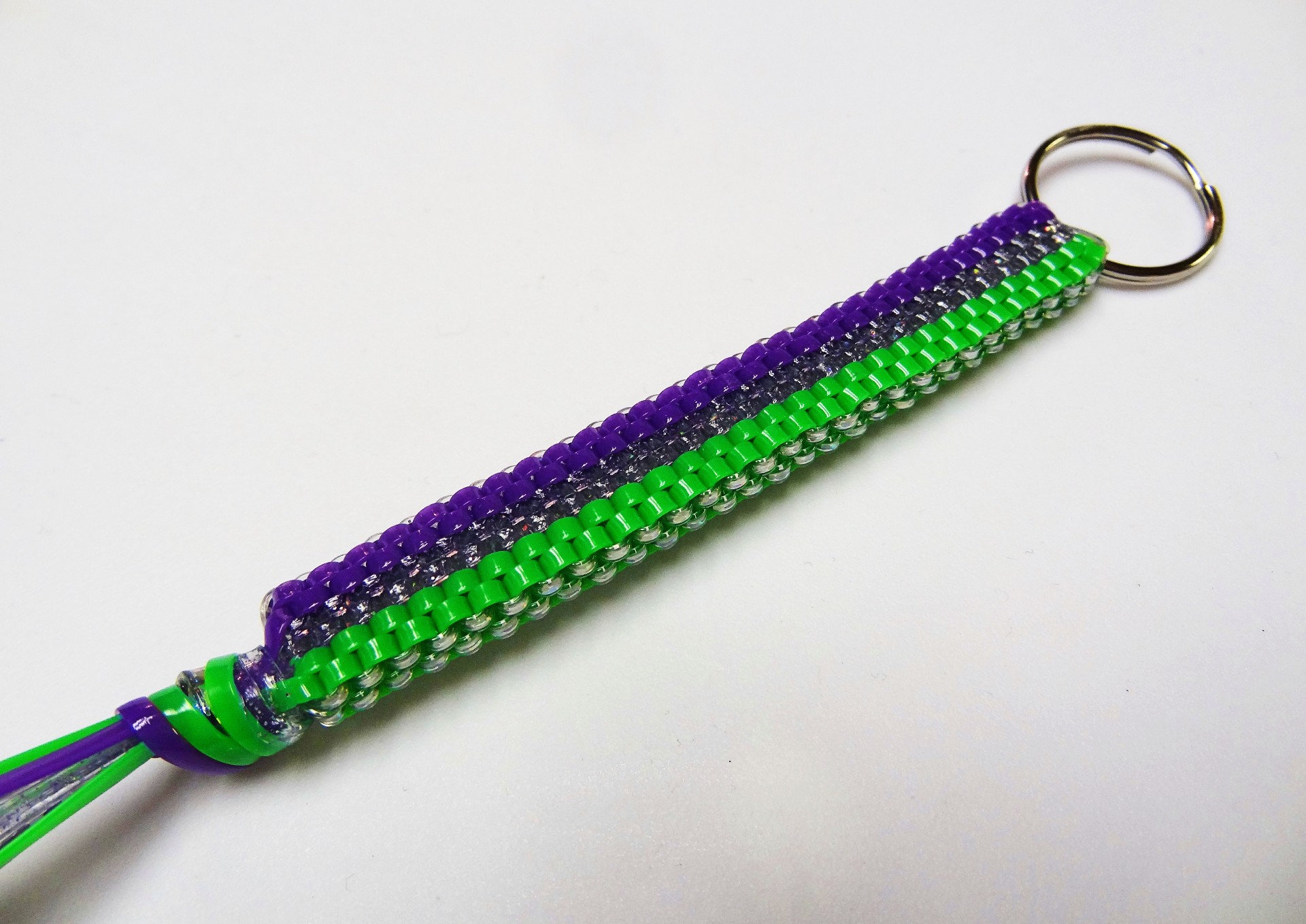 Plastic Lacing Patterns For Keychains