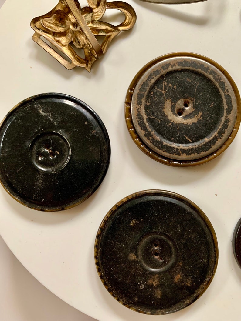 Rare Antique, Vintage Buttons, Tin, Metal, Plastic Assortment of Sizes ...