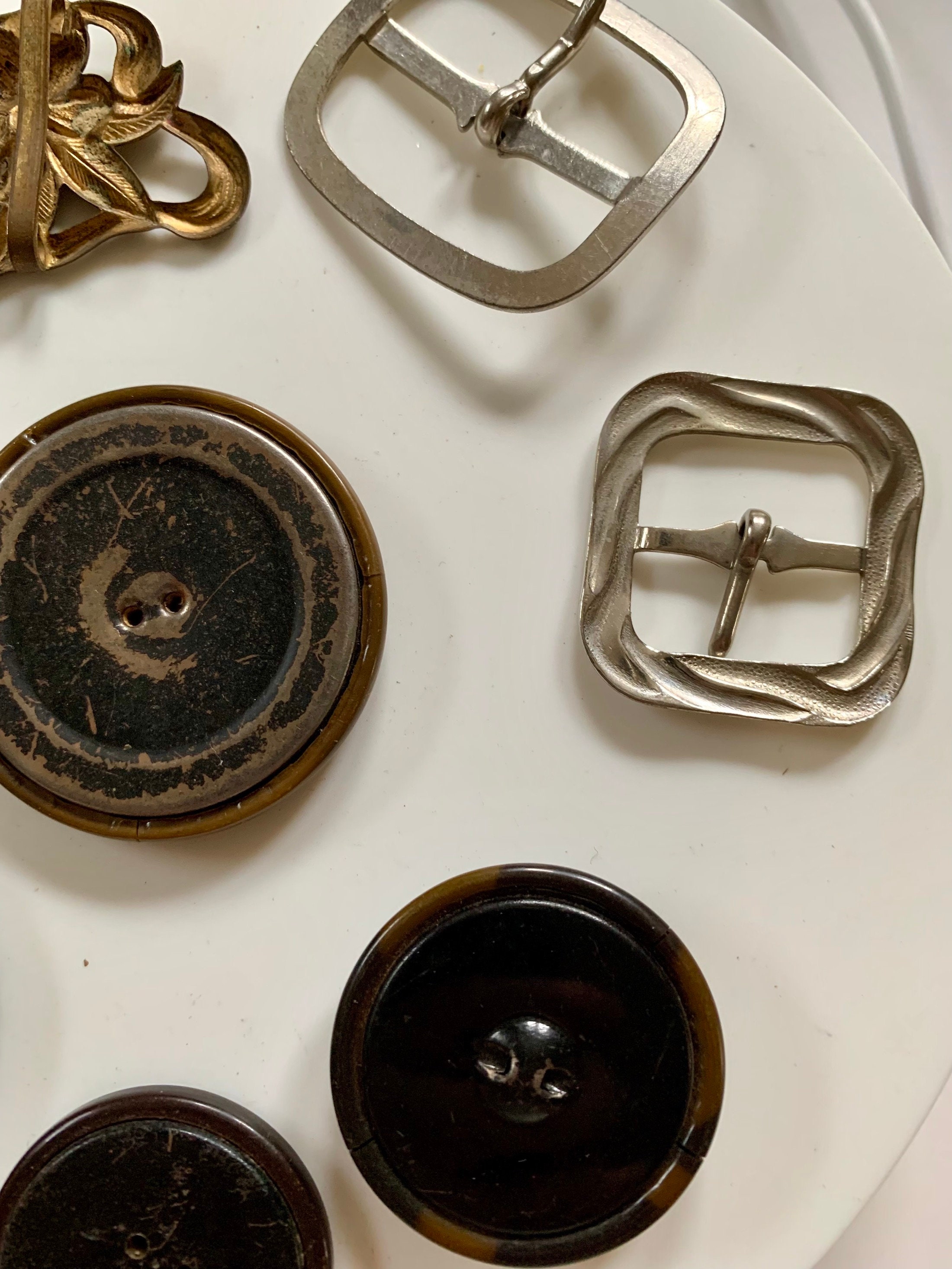 Rare Antique, Vintage Buttons, Tin, Metal, Plastic Assortment of Sizes ...