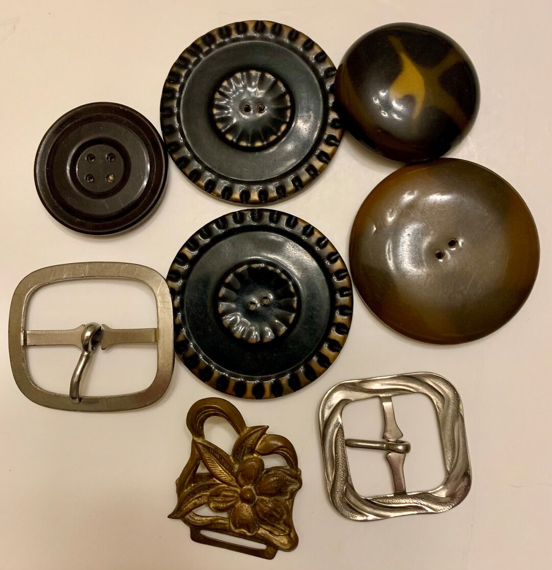 Rare Antique, Vintage Buttons, Tin, Metal, Plastic Assortment of Sizes ...