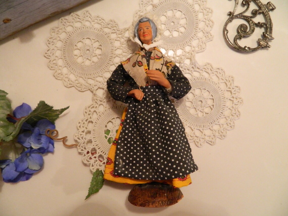 Vintage French Santon Clay Collectors Figurine Peasant Woman - Etsy