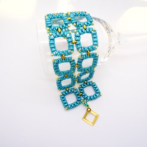 Tutorial Square Link Bracelet Pattern Superduo Twin Hole Beads and Seed ...