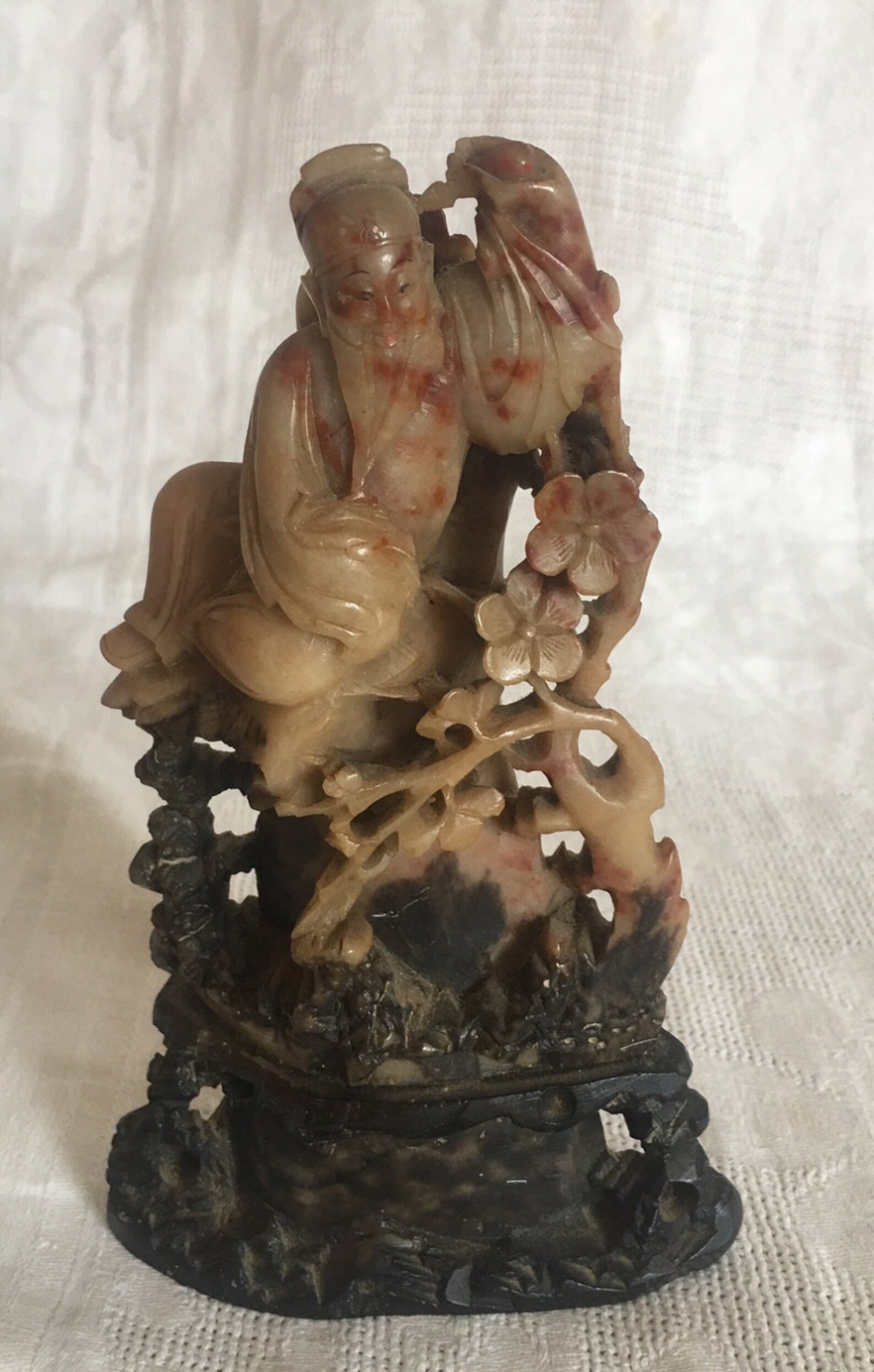 Antique Chinese Soapstone Carving Hand Carved Figurine Statue on Stand ... Antique Chinese Soapstone Carving Hand Carved Figurine Statue on Stand ...