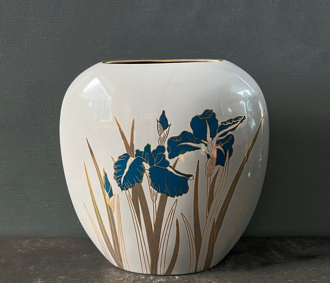 Vintage Japanese Otagiri Royal Iris Ceramic Vase - Etsy UK