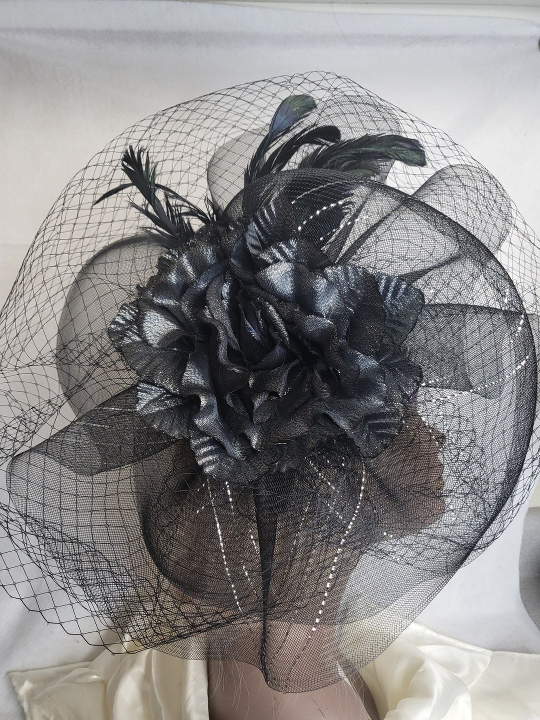 Embrace Elegance With Our Stunning Custom-made Fascinator in ...