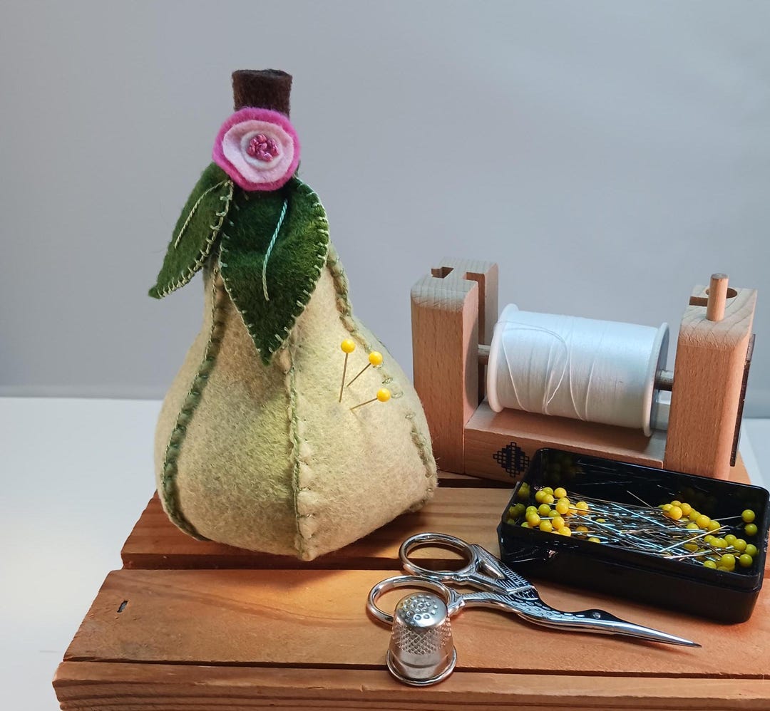 Green Wool Felt Pear Pincushion, Whimsical Home Decor, 25 - Etsy