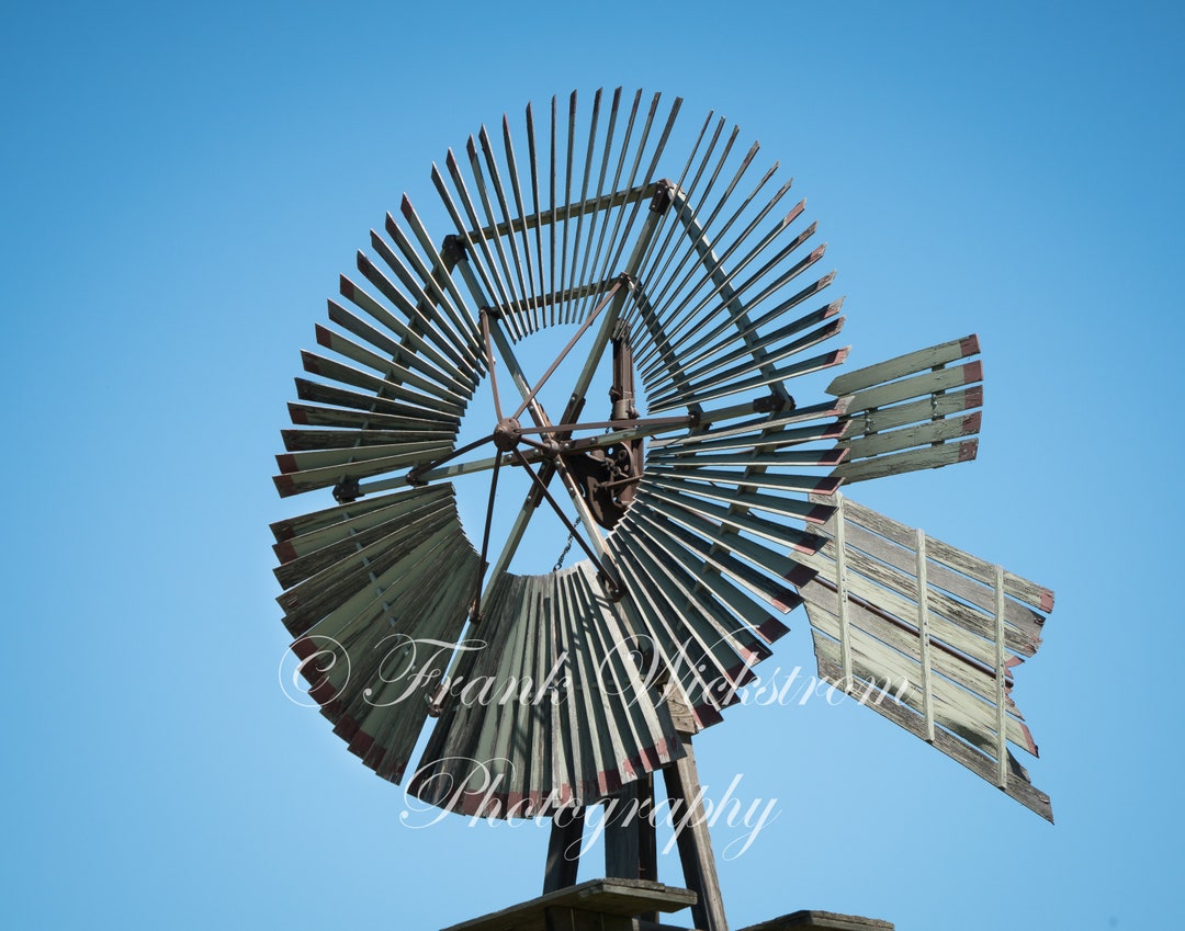 Texas Windmill Photo: Ranch Farm Equipment (digital File) - Etsy