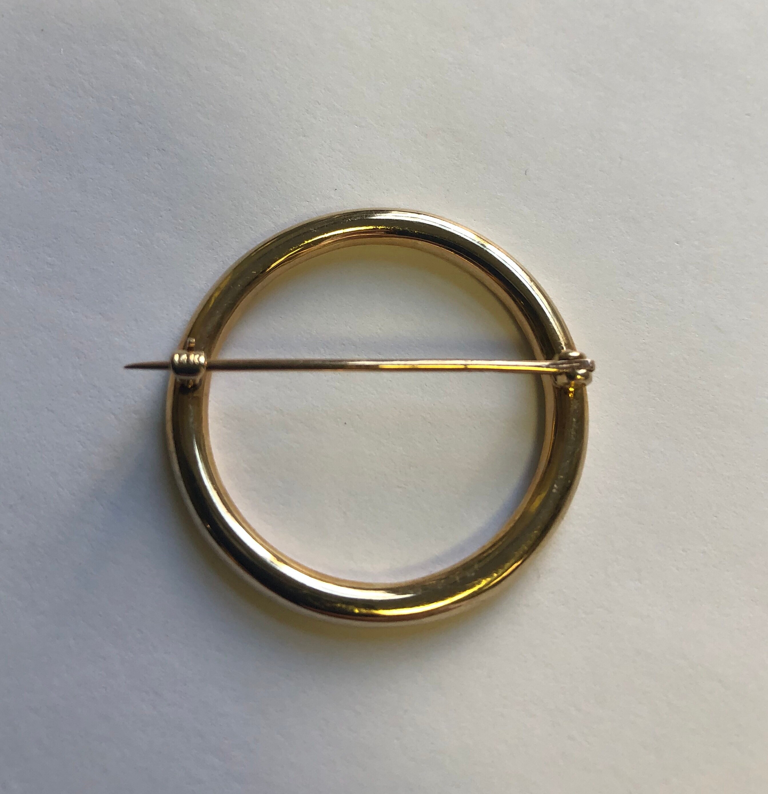 Classic 14 Kt Gold Circle Pin - Etsy