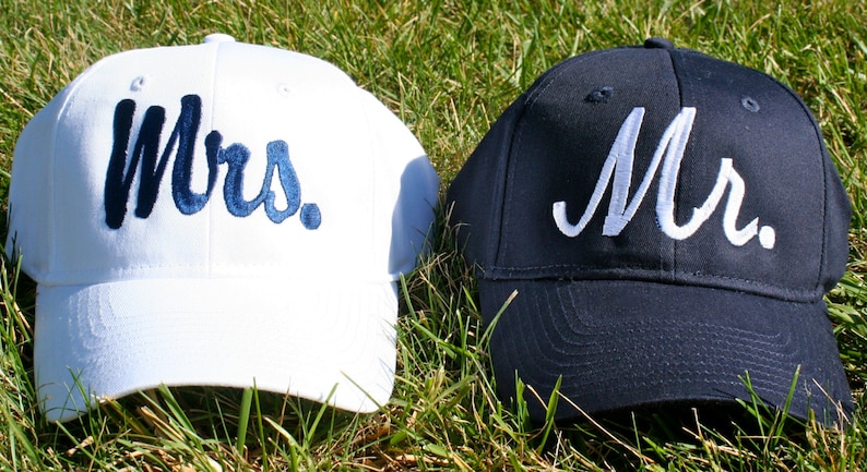 Mr and Mrs Matching Embroidered Set of 2 Baseball Caps / Hats. | Etsy