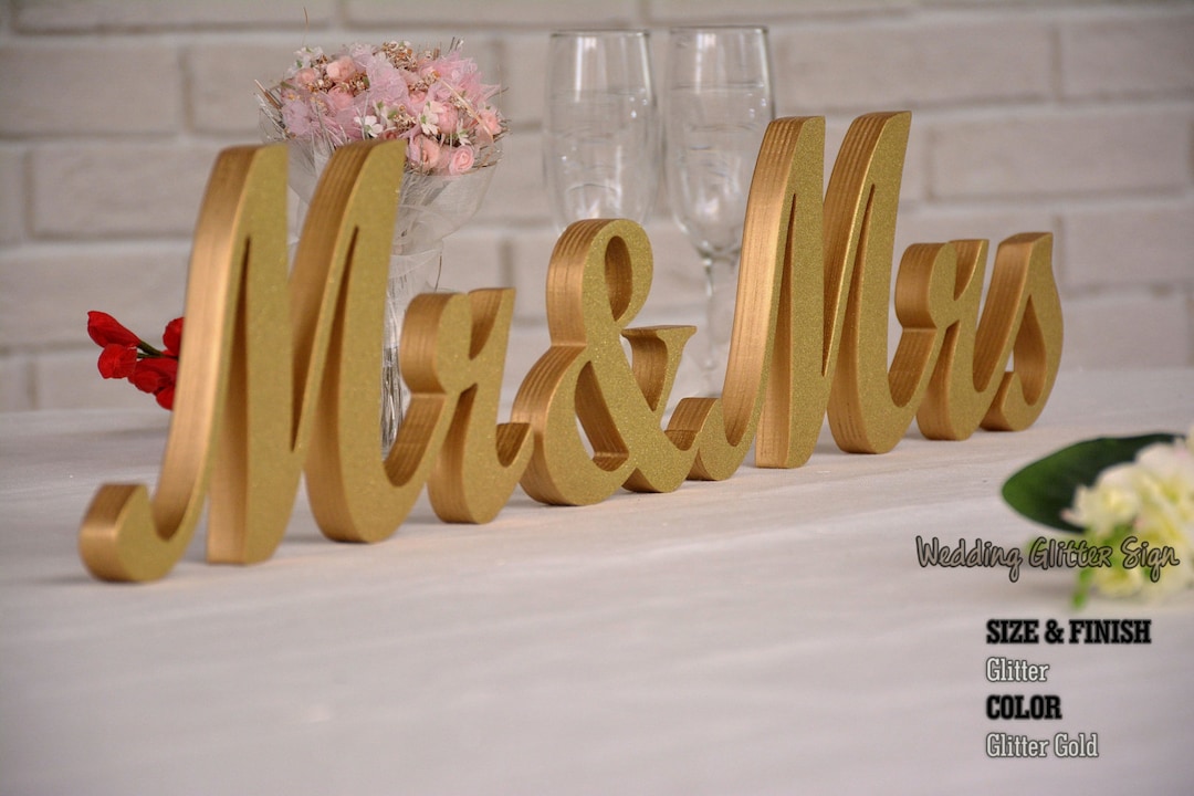 Mr & Mrs Wall Decor and Mr and Mrs Table Sign - Etsy