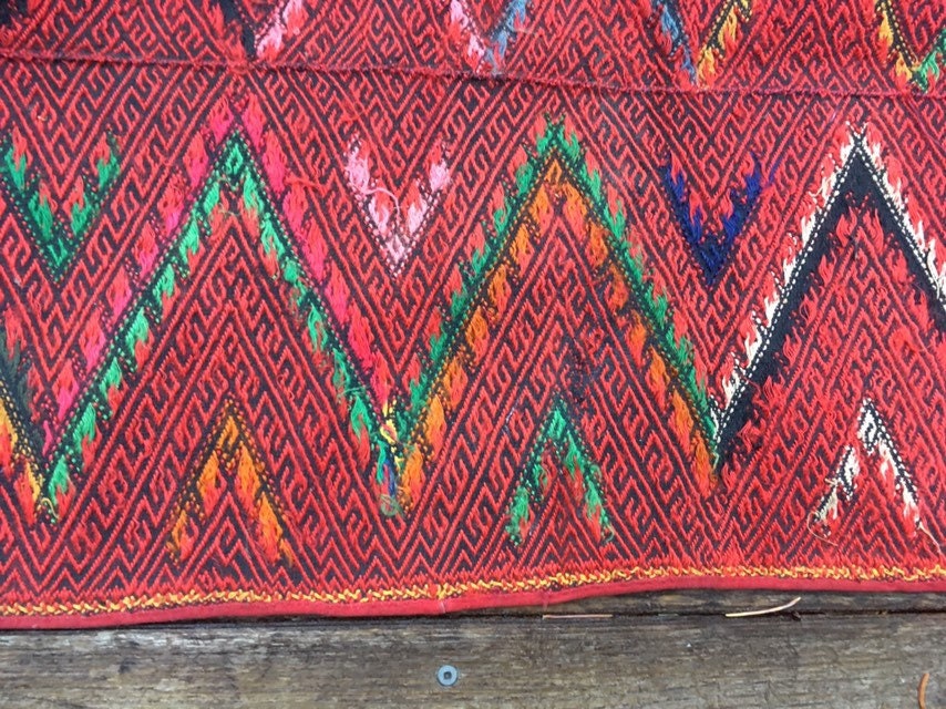 Tribal weaving wool cotton Kachin sarong handwoven red black | Etsy