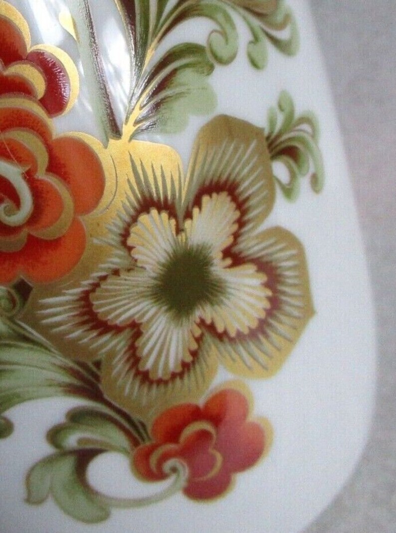 Vintage Kaiser Fine German Porcelain Designer Vase Annabelle Pat W ...