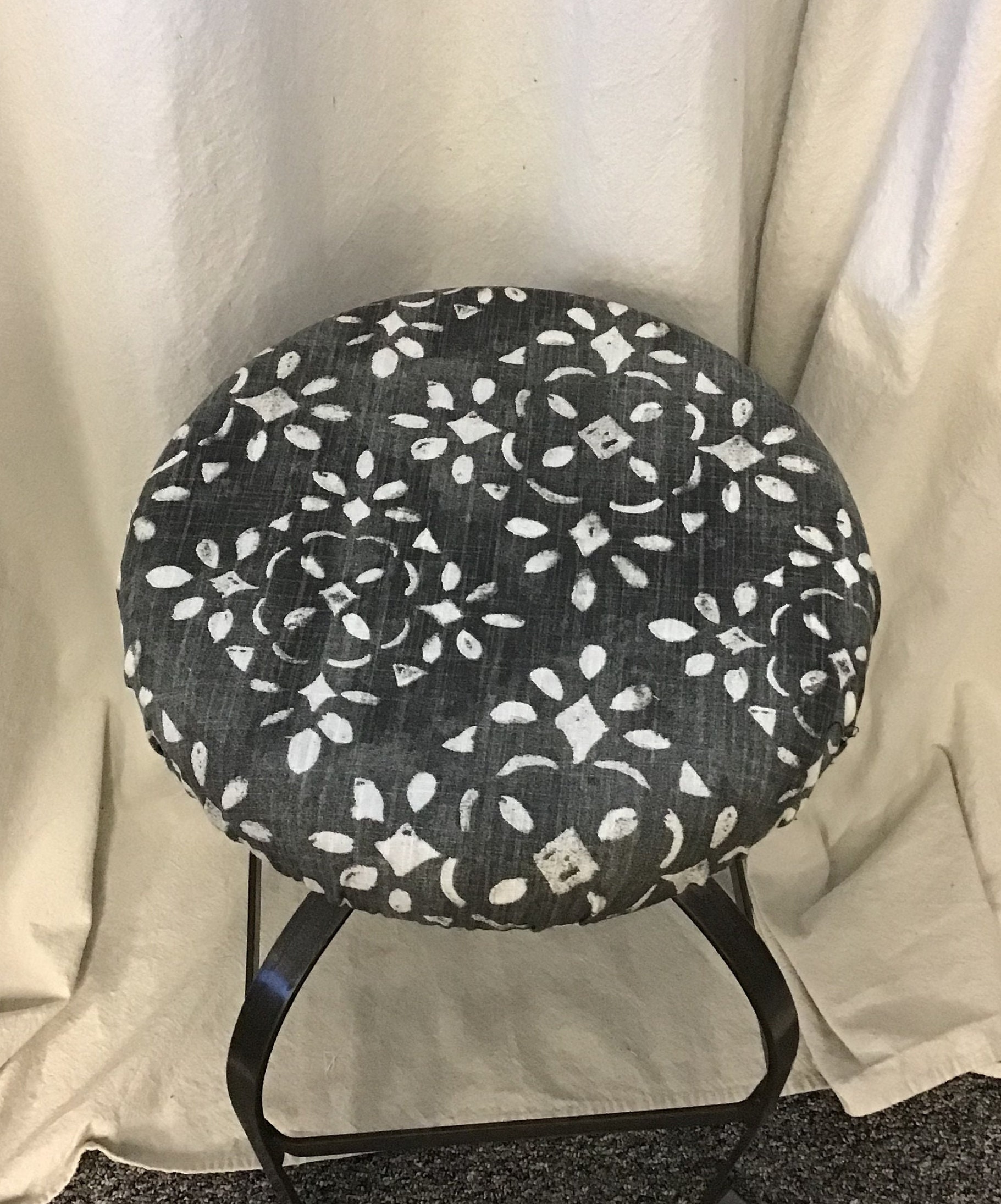 Round Bar Stool Cover Pattern
