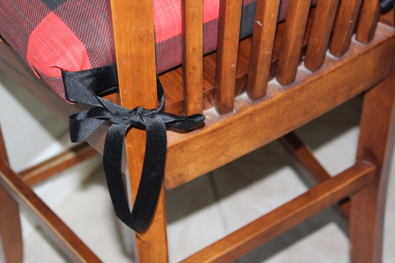 Red and Black Buffalo Plaid Chair Cushion: Rustic Farmhouse Seat Pad ...