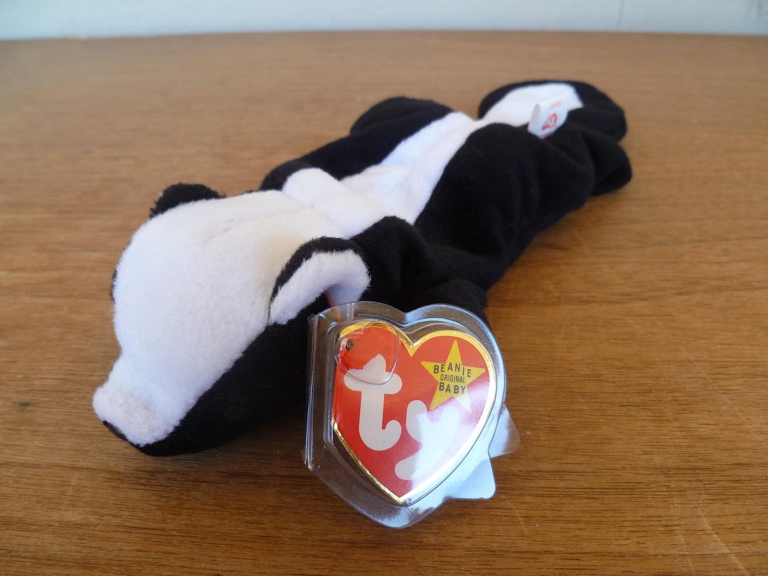 Ty Beanie Baby Plush Skunk stinky W/ Tags 11 Long 1995 Stuffed Animal ...