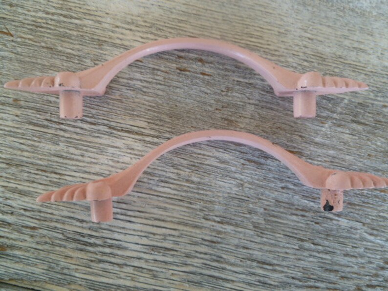 Vintage Set of 2 Chippy Pink Metal Drawer Pulls Knobs Shabby | Etsy