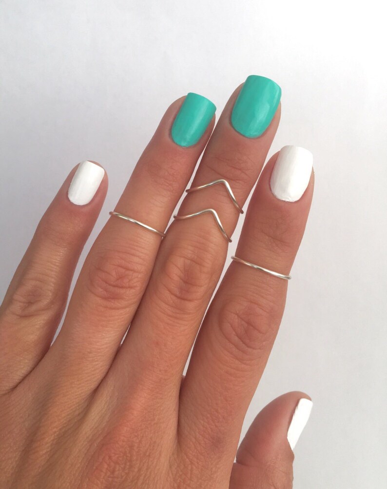 4 Midi Rings in Silver Chevron and Simple Band Midi Rings. | Etsy