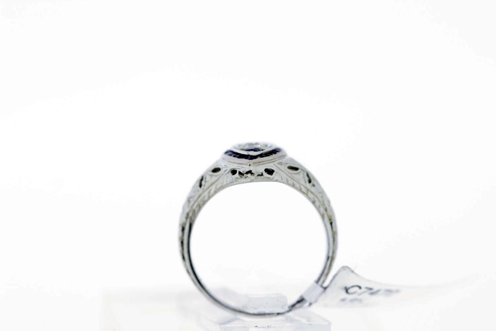 18K Gold Almond Shaped Ring With Sapphires and Diamonds | Etsy