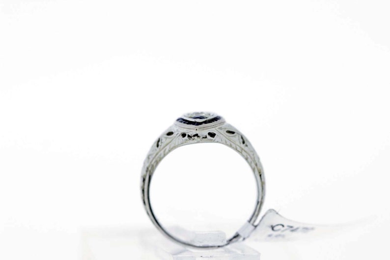 18K Gold Almond Shaped Ring With Sapphires and Diamonds | Etsy