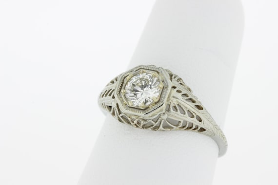Fern Leaf pierced pattern in 18K Gold Diamond Ring - Gem