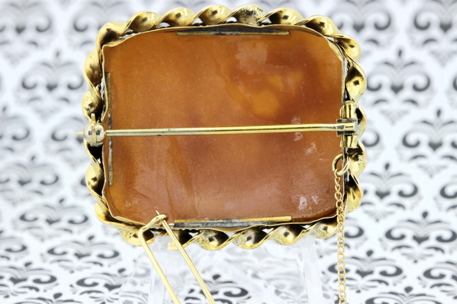 14K Gold Cameo Brooch With Keeper Chain - Etsy
