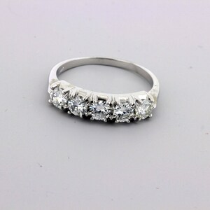 Stunning 1CTW Five Diamonds in a Row 14K Gold Ring - Etsy