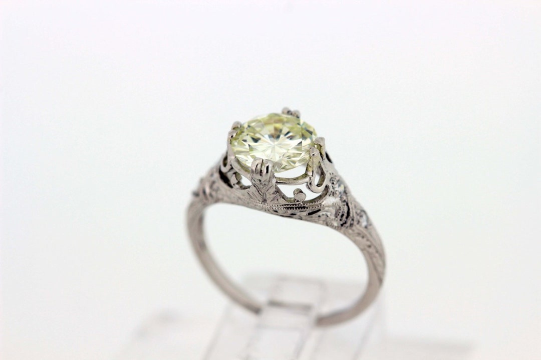 14K Gold Engraved Diamond Ring - Etsy