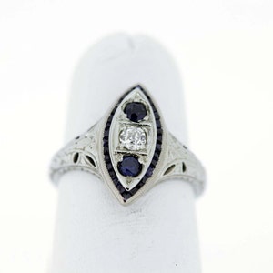 18K Gold Almond Shaped Ring With Sapphires and Diamonds - Etsy