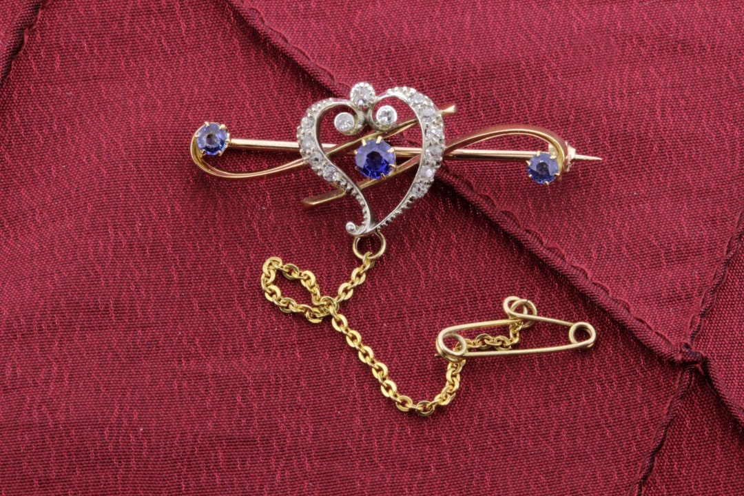 Heart Brooch - Etsy
