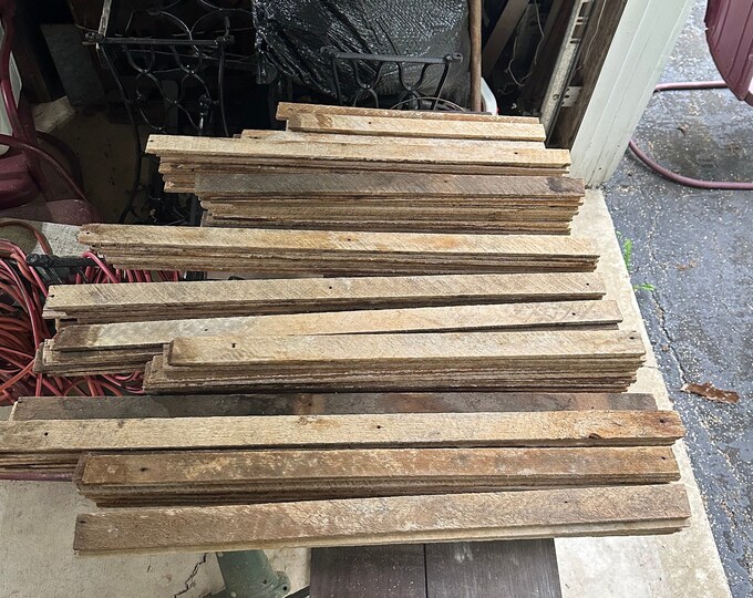 Lot of (8) Slats of Reclaimed Lath Wood ~ Primitive Pine Wood ~ Plaster ...