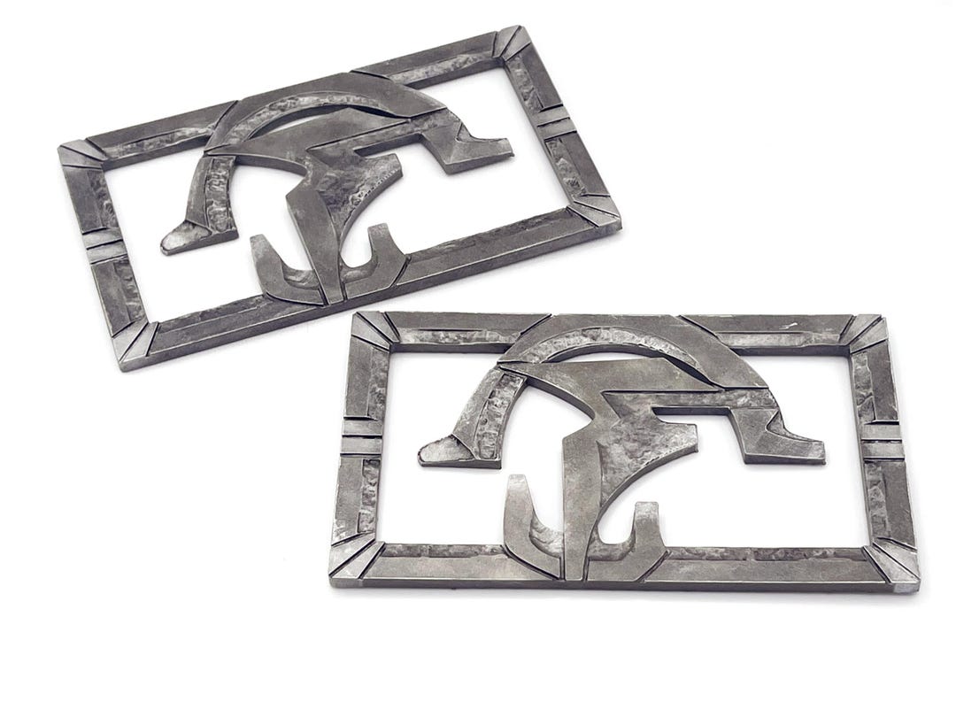 Star Trek Klingon COMMAND CLOAK EMBLEMS Resin Prop Pins - Etsy