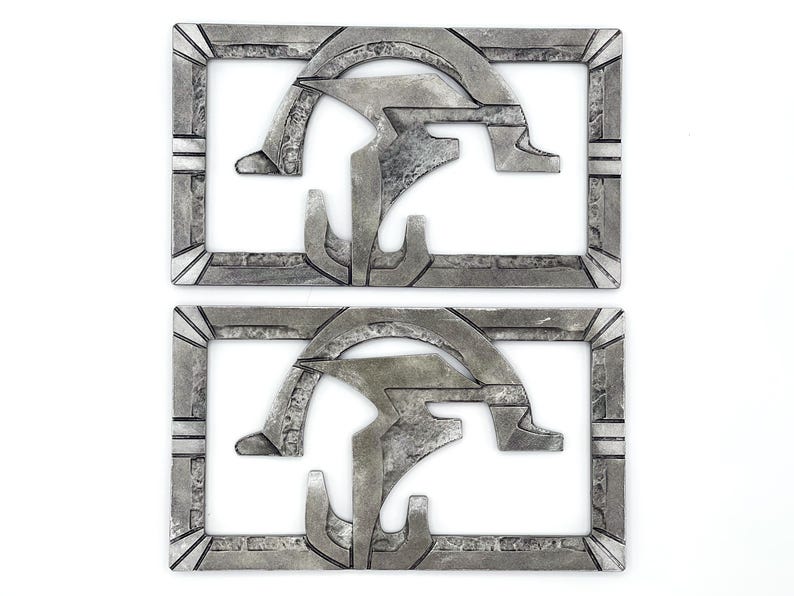 Star Trek Klingon COMMAND CLOAK EMBLEMS Resin Prop Pins - Etsy