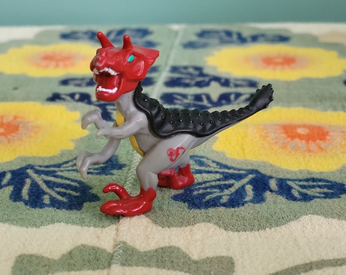 Vintage 1998 Jurassic Park Chaos Effect Ultimasaurus Dinosaur Hatchling ...