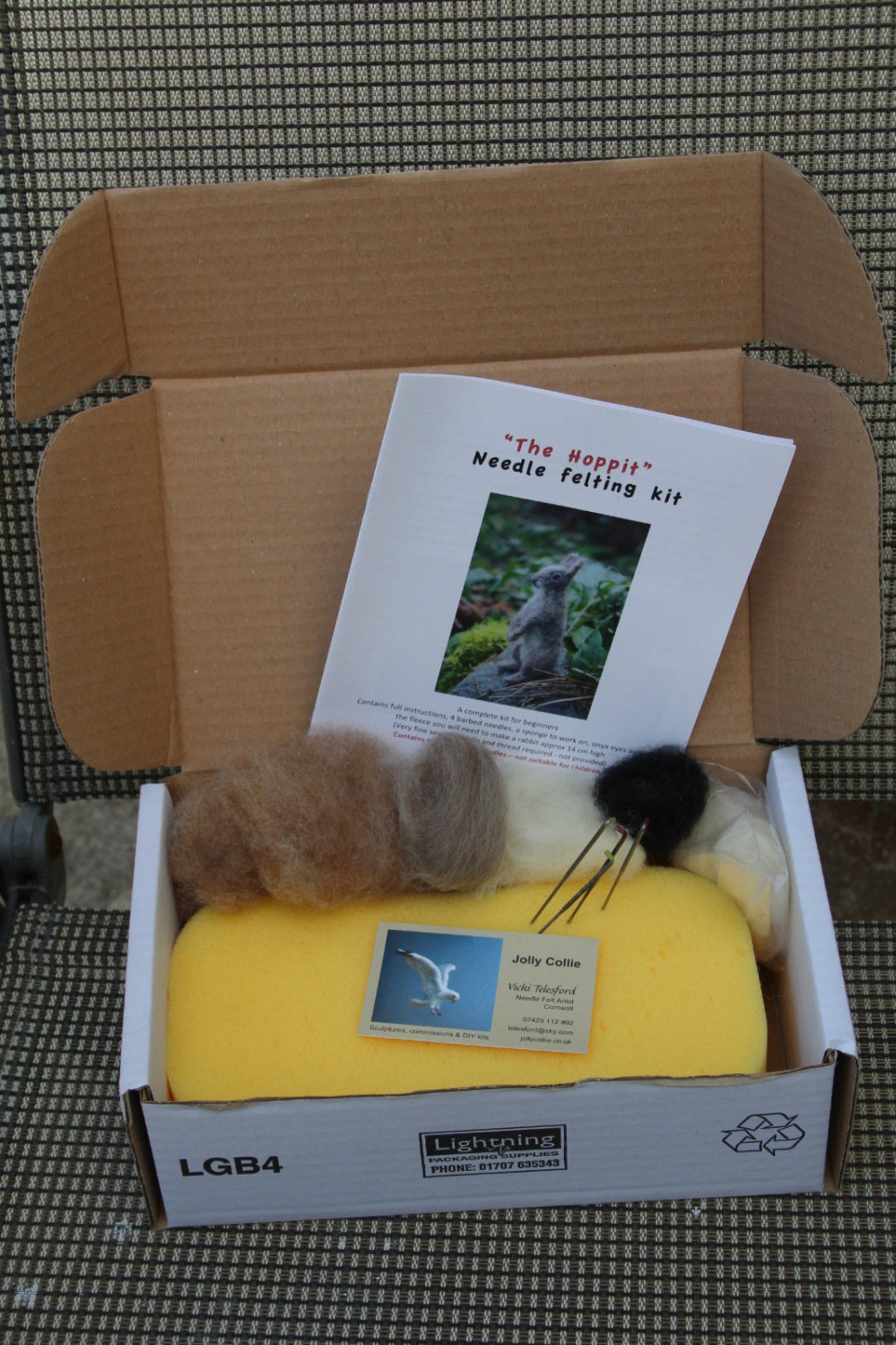 The Hoppit Rabbit Needle Felting Kit - Etsy