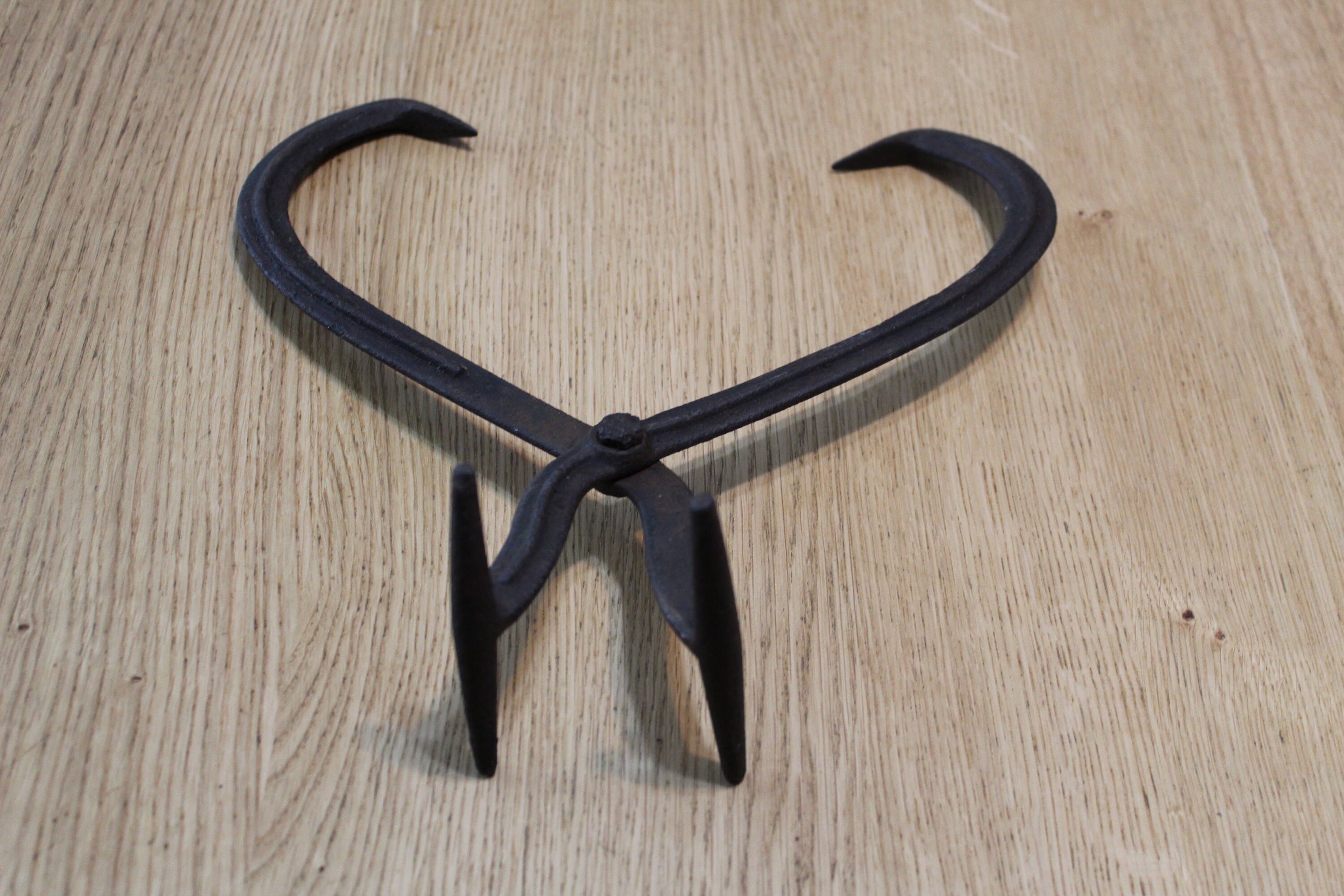 Memorabilia Vintage Primitive Ice Tongs Hay Bailing Tongs Heart Shaped ...