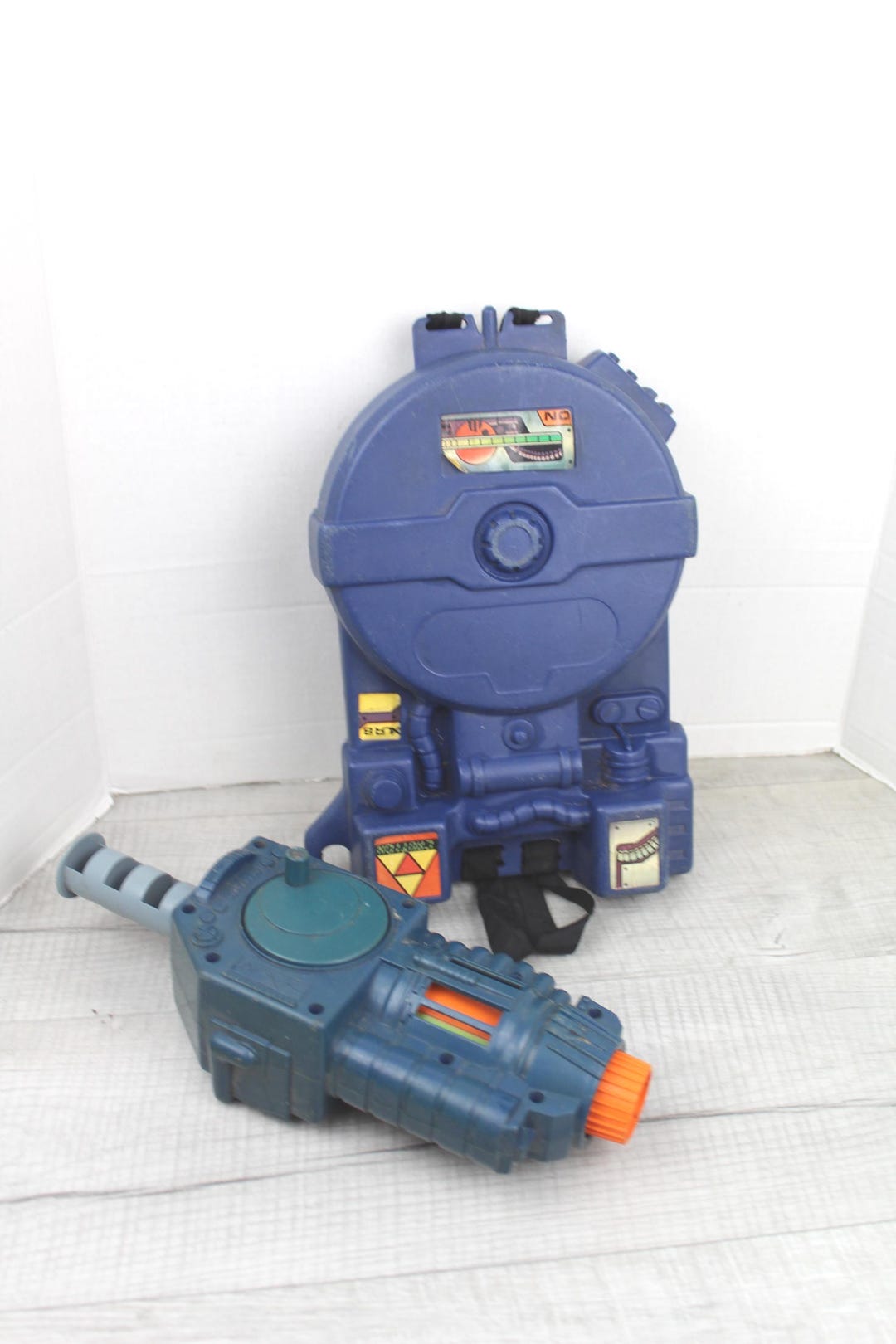 The Real Ghostbusters Proton Pack and Nutrona Blaster 1984 Vintage - Etsy