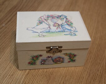 Child Music Box - Etsy