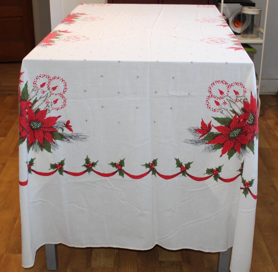 Christmas Tablecloth Vintage Large Size White With Poinsettias Holly ...