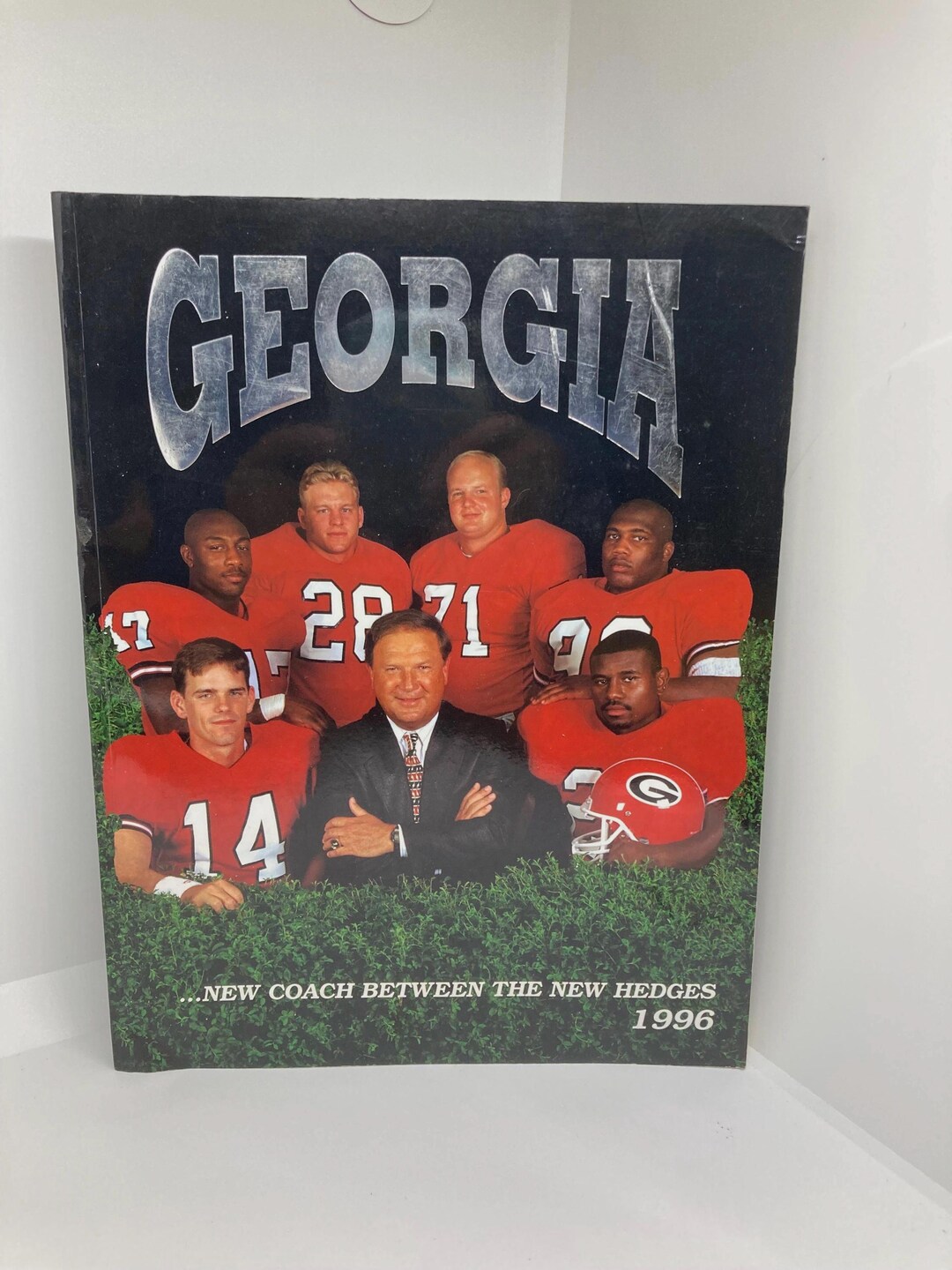 GA Bulldogs New Coach Between the New Hedges 1996 Coach Jim Donnanmedia ...