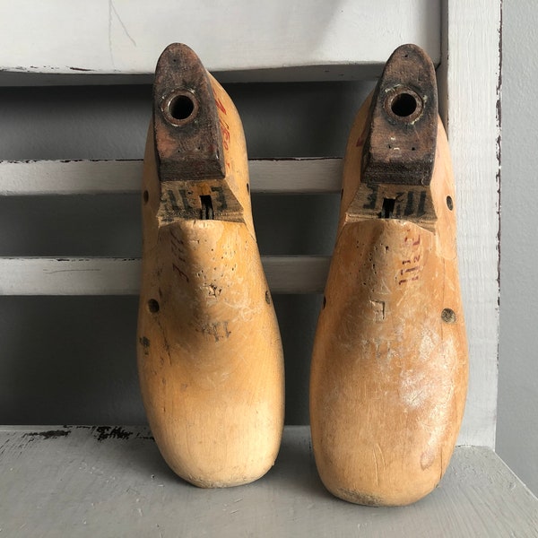 Wooden Shoe Form - Etsy