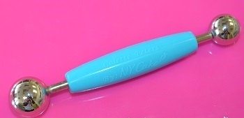 Colette Peter Large Peony Cutter Set of 4 Large Ball Tool - Etsy UK