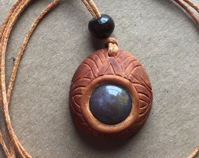 Carved Avocado Stone Pendant With Indian Agate. Natural - Etsy Canada