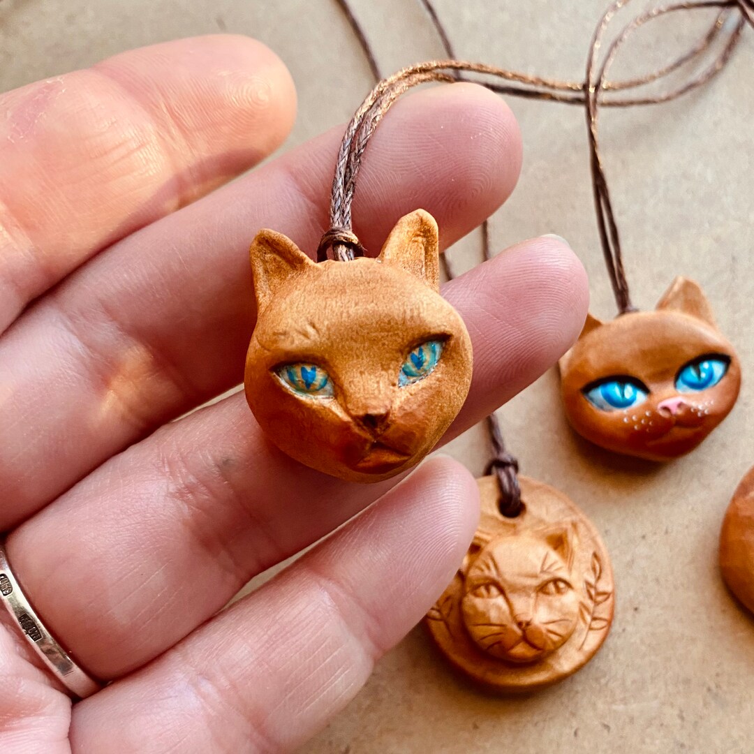 Handcarved Avocado Pit Cat. Unique and Beautiful :) Avocato. Cat ...