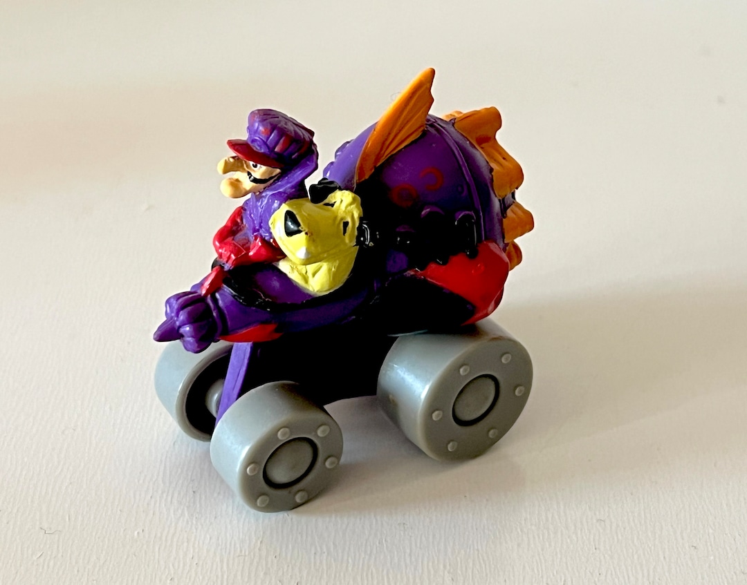 Vintage 1990 Hanna Barbera Dick Dastardly and Muttley Wacky Races ...
