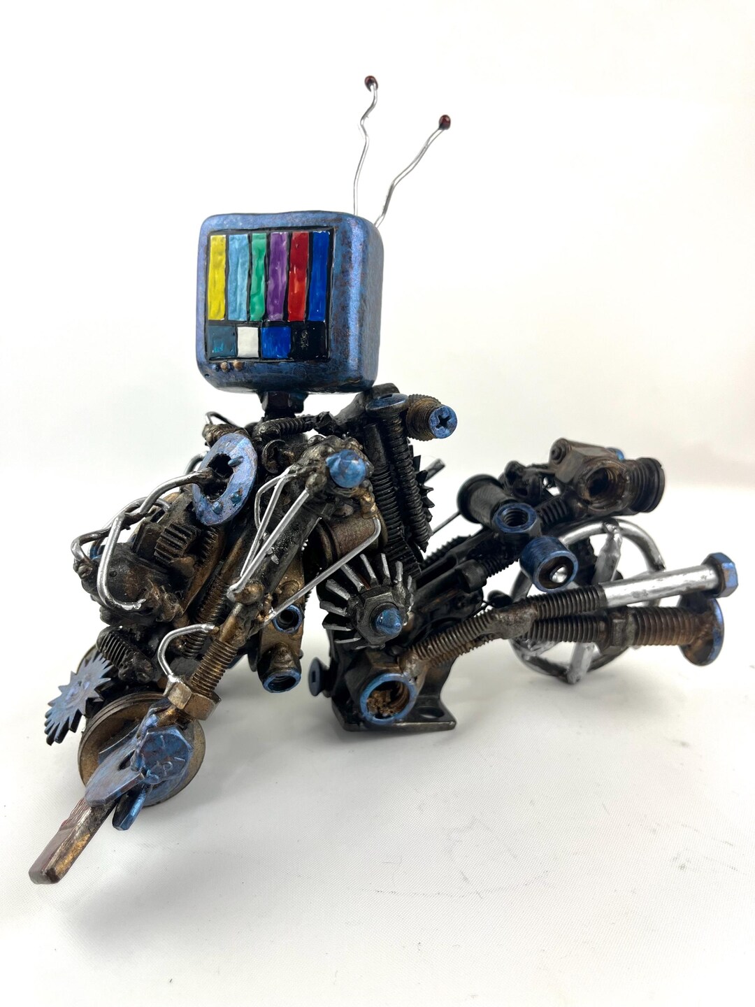 This Unique Sculpture Represents the Controller of Human Minds is ...