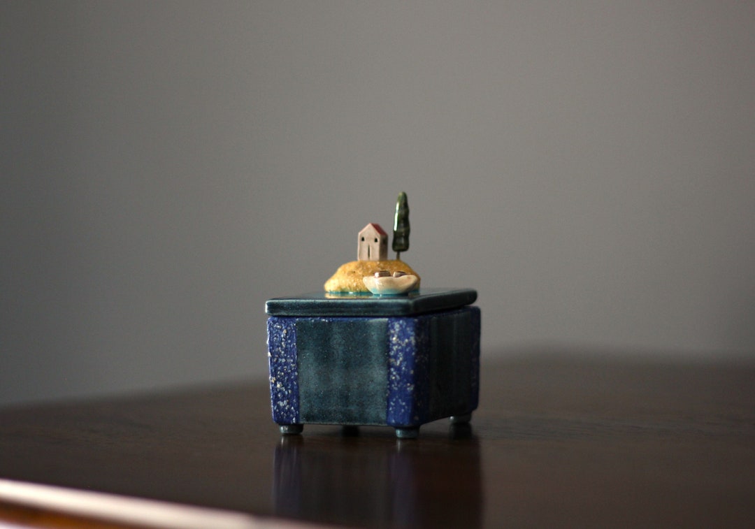 Ceramic Box With Island Life - Handmade Ceramic Box With House ...