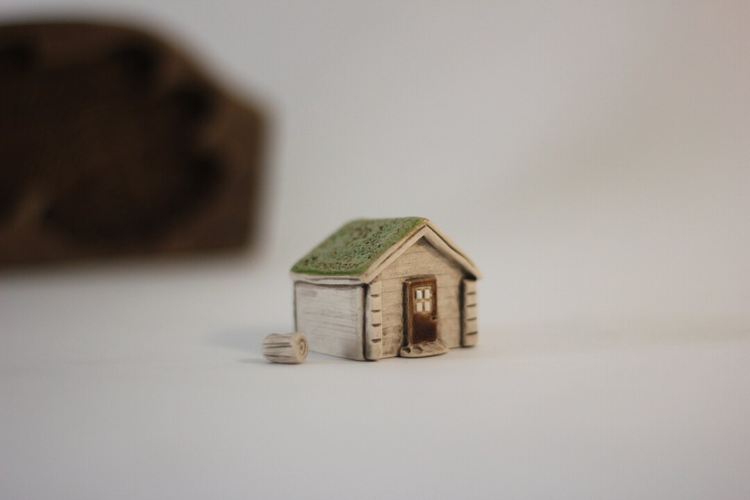 Norway House With Wood Log - Forest Cabin - Ceramic Little House - Tree ...