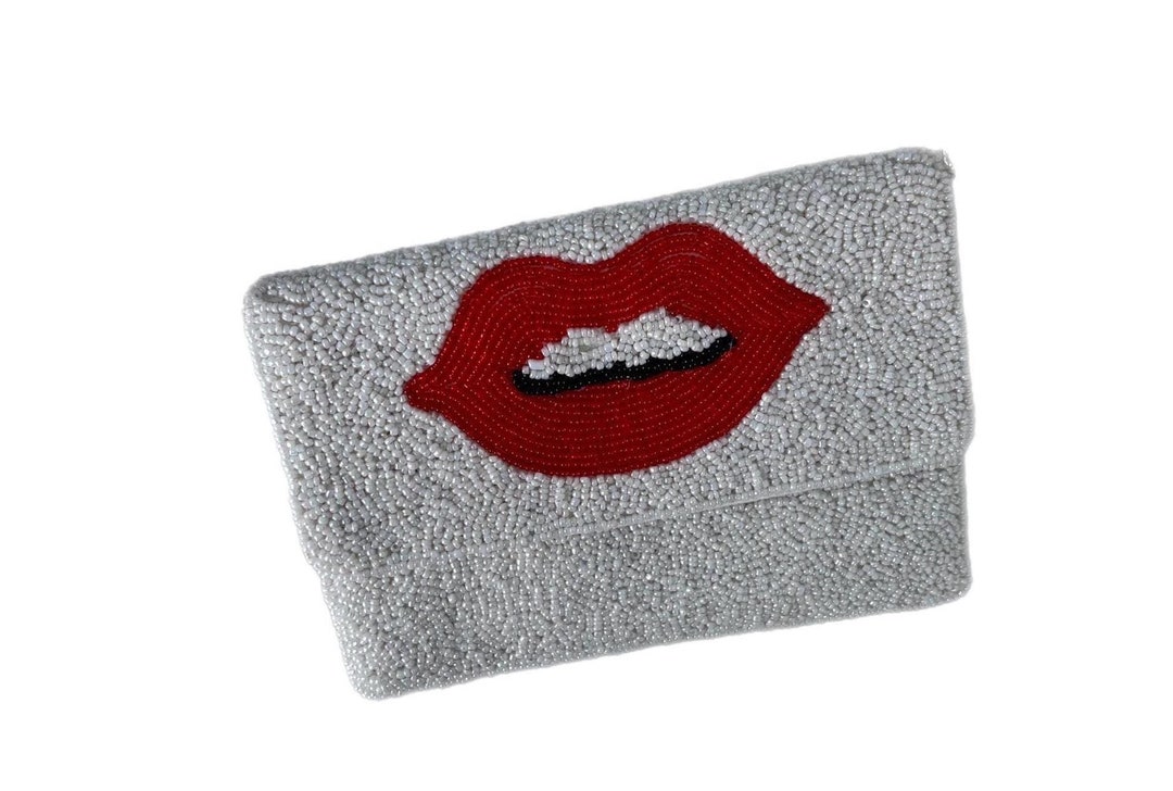 SHIRDEE White Beaded With Lipstick Red Lips Convertible Clutch Handbag ...