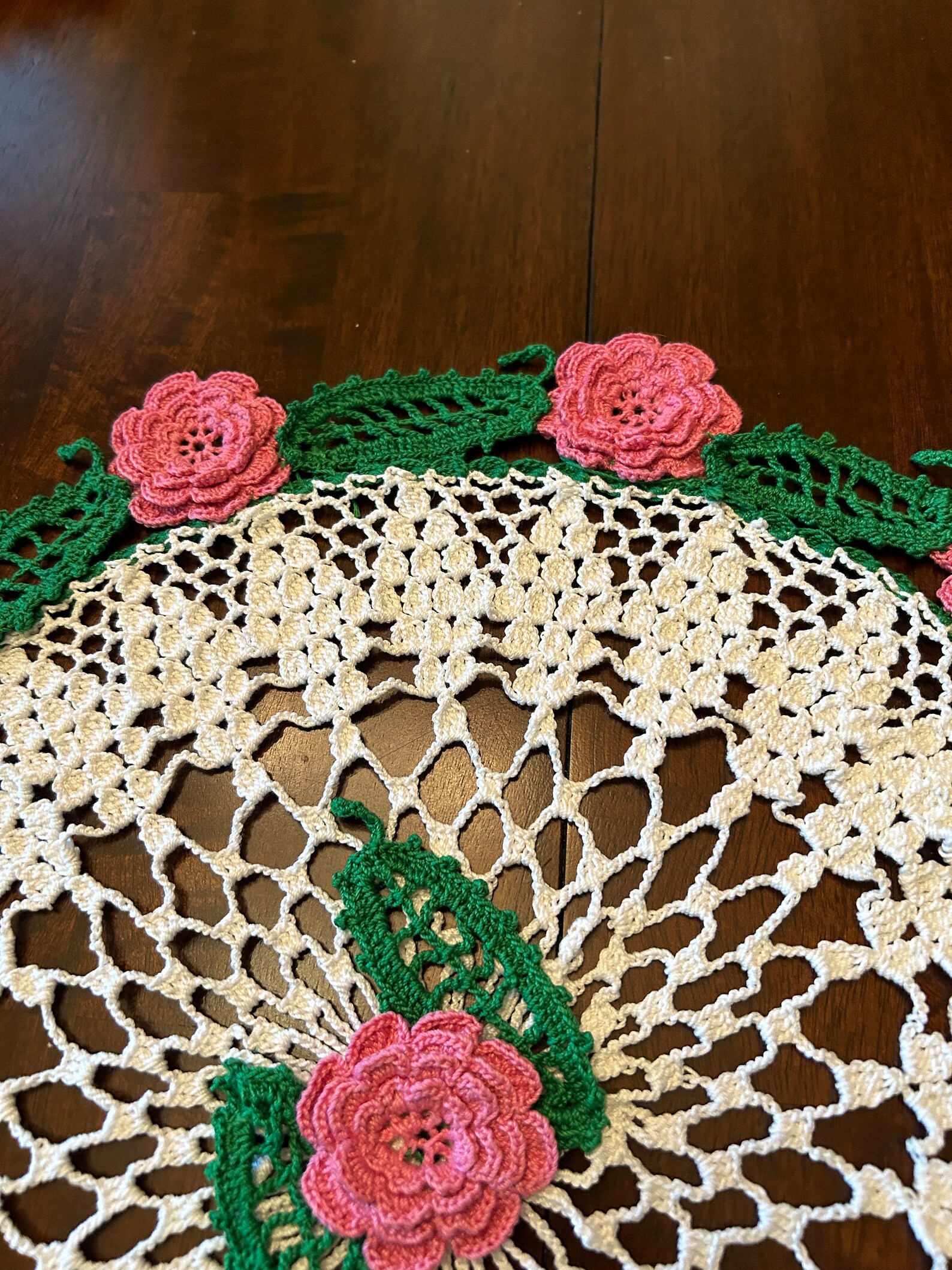 Handmade Crochet White Doily With Green Leaves and Pink Flower Border ...