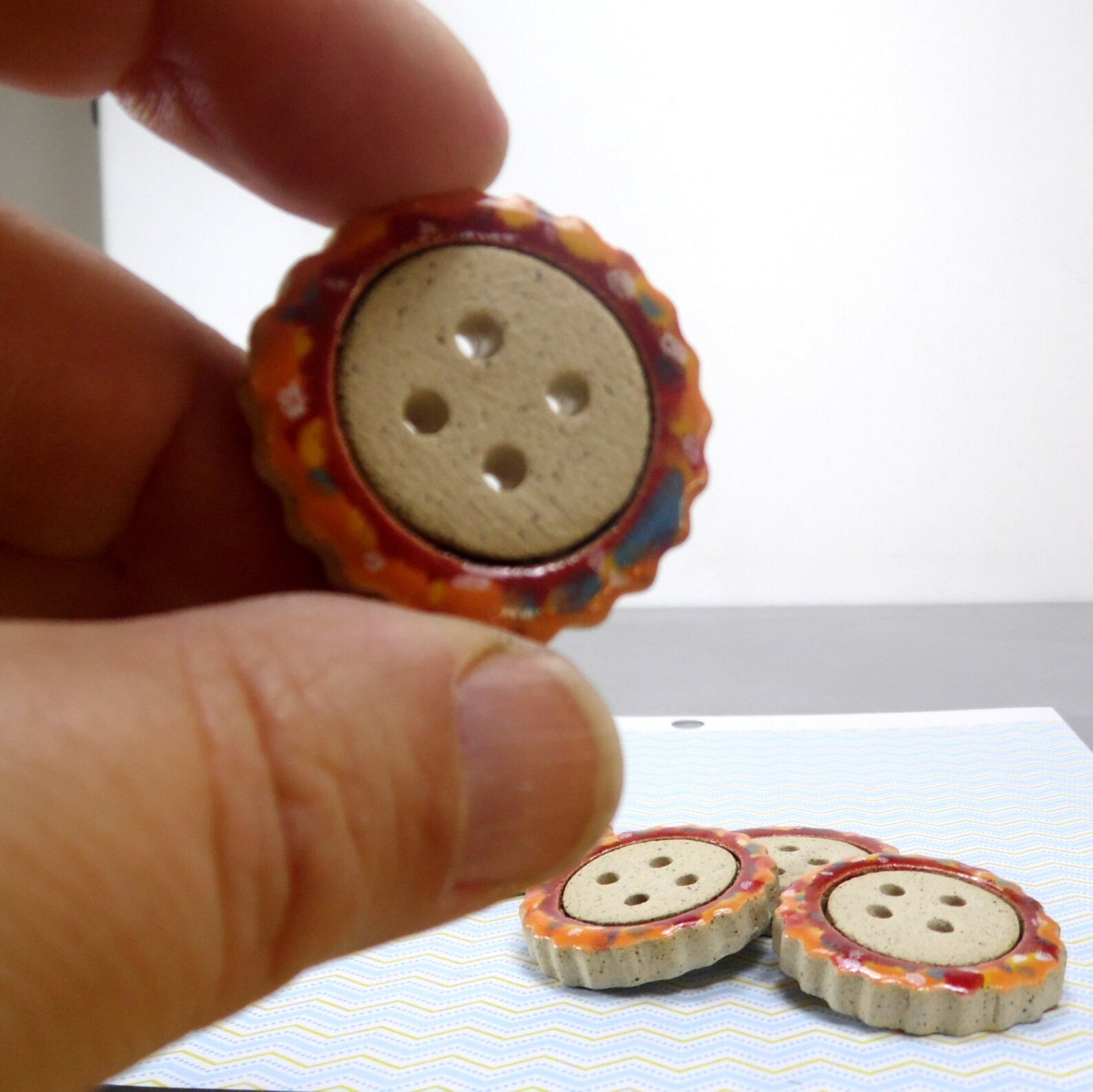 Set of 5 large ceramic buttons | Etsy